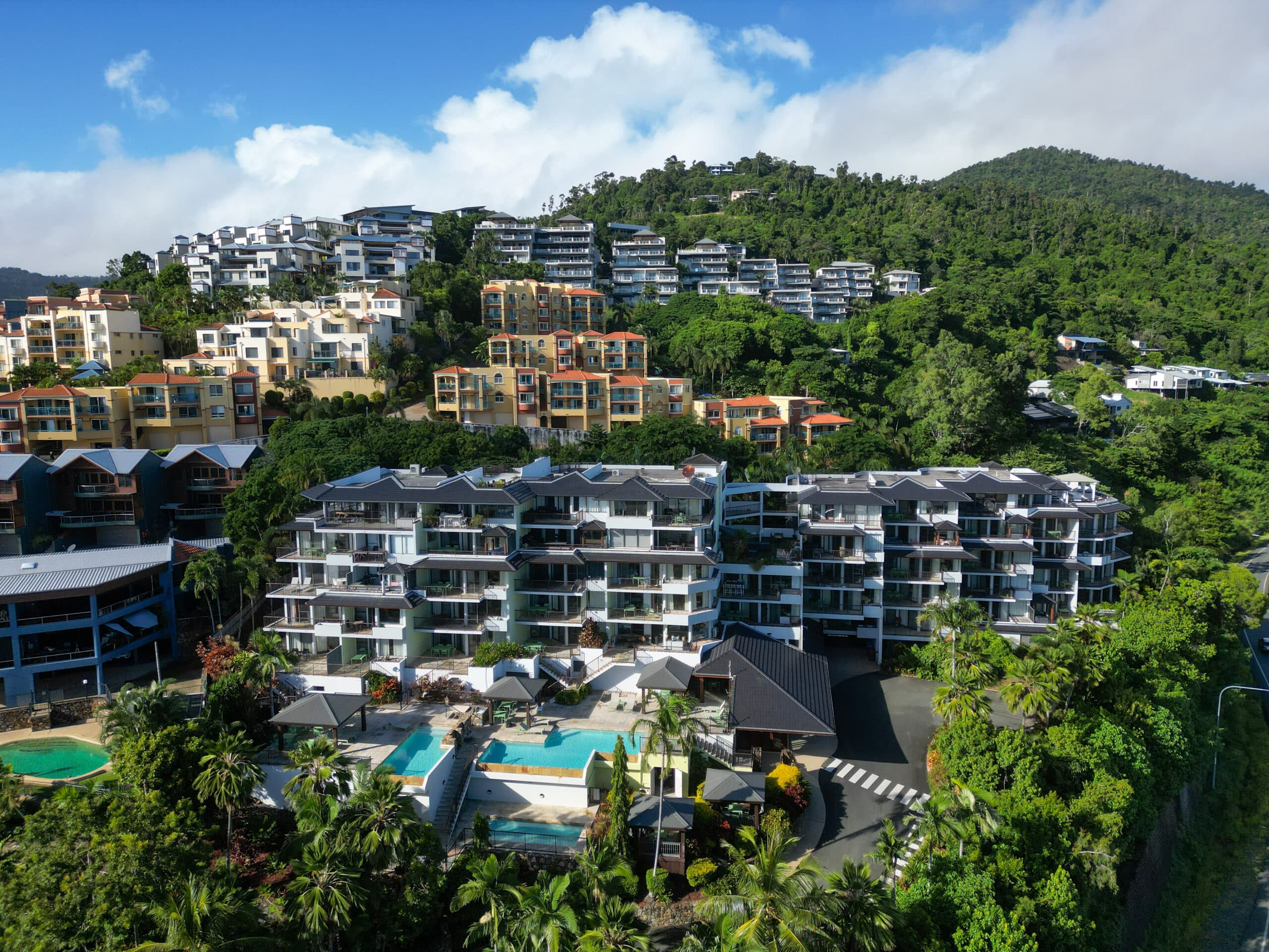 Water's Edge Resort Gallery | Queensland Resorts | at Hotels
